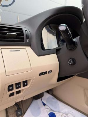 Sarkans Lexus RX 450h 2011 Viļņa, ar dzinēja tilpumu 0.00 L un nobraukumu 260 tūkst. km par 11300 €, foto 20 vietnē AUTOMOTO.COM.LV