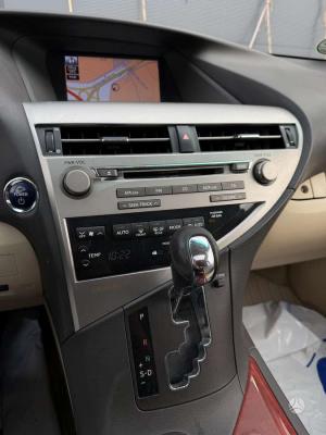 Sarkans Lexus RX 450h 2011 Viļņa, ar dzinēja tilpumu 0.00 L un nobraukumu 260 tūkst. km par 11300 €, foto 23 vietnē AUTOMOTO.COM.LV