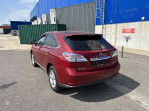 Sarkans Lexus RX 450h 2011 Viļņa, ar dzinēja tilpumu 3.50 L un nobraukumu 293 tūkst. km par 11999 €, foto 4 vietnē AUTOMOTO.COM.LV