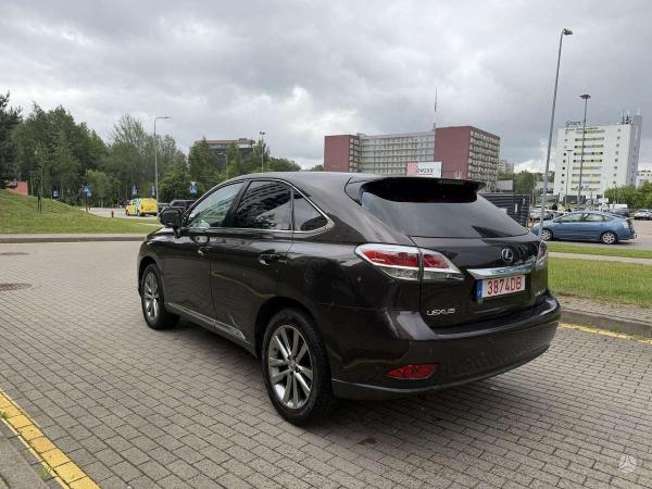 Красный Лексус RX 450h 2013 в Вильнюс, объемом двигателя 3.46 л и пробегом 160 тыс. км за 13950 €, фото 4 на AUTOMOTO.COM.LV