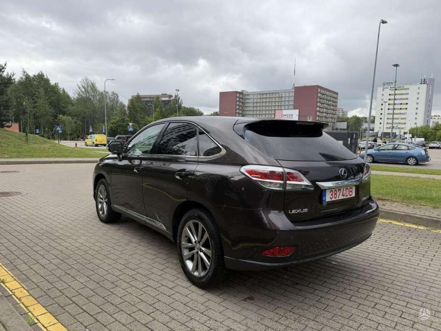 Sarkans Lexus RX 450h 2013 Viļņa, ar dzinēja tilpumu 3.46 L un nobraukumu 160 tūkst. km par 13950 €, foto 5 vietnē AUTOMOTO.COM.LV