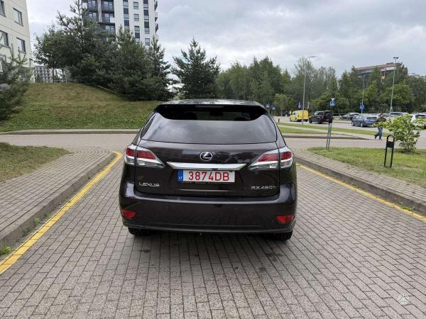 Красный Лексус RX 450h 2013 в Вильнюс, объемом двигателя 3.46 л и пробегом 160 тыс. км за 13950 €, фото 5 на AUTOMOTO.COM.LV
