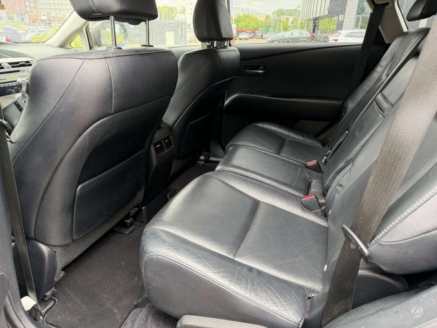 Sarkans Lexus RX 450h 2013 Viļņa, ar dzinēja tilpumu 3.46 L un nobraukumu 160 tūkst. km par 13950 €, foto 24 vietnē AUTOMOTO.COM.LV
