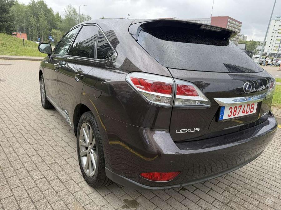 Red Lexus RX 450h 2013 in Vilnius, with an engine capacity of 3.46 L and mileage of 160 thousand km for 13800 €, photo 9 on AUTOMOTO.COM.LV