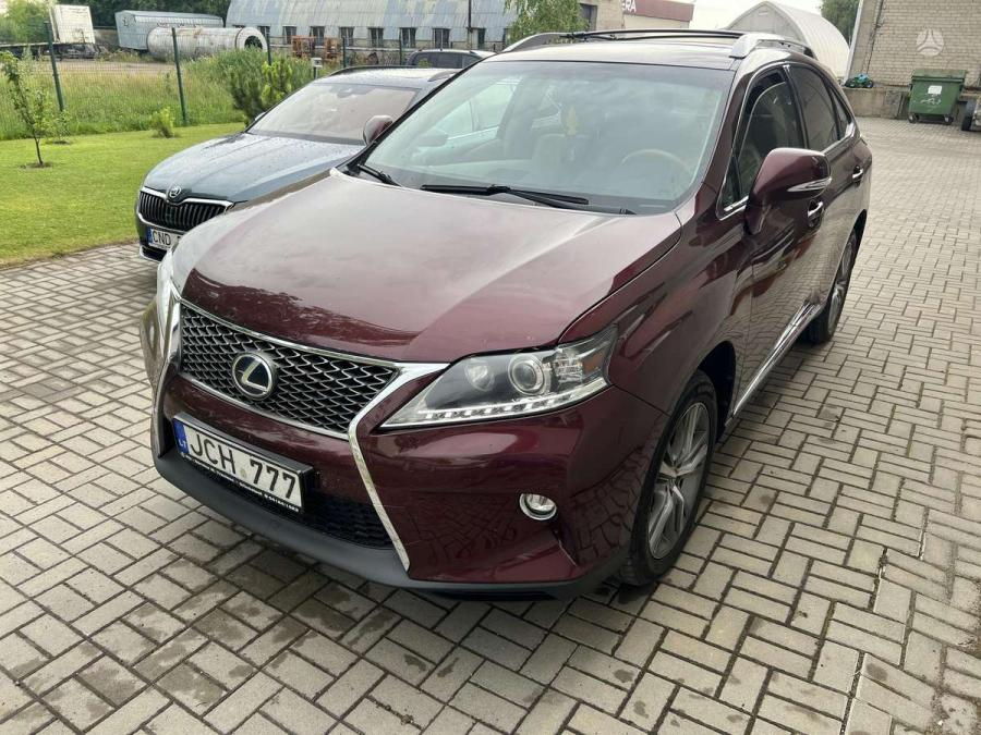 Красный Лексус RX 450h 2015 в Шакяй, объемом двигателя 3.46 л и пробегом 177 тыс. км за 19000 €, фото 1 на AUTOMOTO.COM.LV