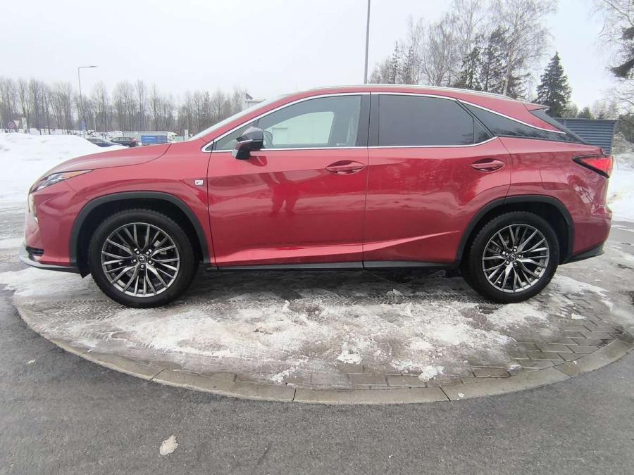 Red Lexus RX 450h 2019 in Vilnius, with an engine capacity of 3.46 L and mileage of 148 thousand km for 33850 €, photo 8 on AUTOMOTO.COM.LV