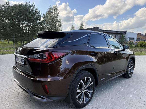 Красный Лексус RX 450h 2019 в Вильнюс, объемом двигателя 3.46 л и пробегом 58 тыс. км за 29950 €, фото 7 на AUTOMOTO.COM.LV