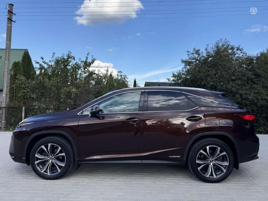 Red Lexus RX 450h 2019 in Vilnius, with an engine capacity of 3.46 L and mileage of 58 thousand km for 29950 €, photo 8 on AUTOMOTO.COM.LV