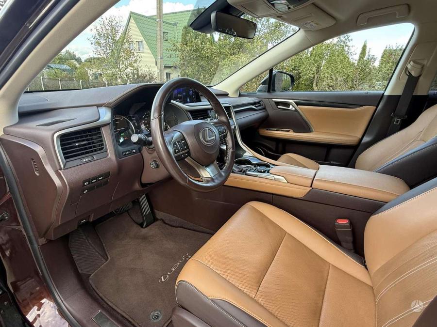 Red Lexus RX 450h 2019 in Vilnius, with an engine capacity of 3.46 L and mileage of 58 thousand km for 29950 €, photo 15 on AUTOMOTO.COM.LV