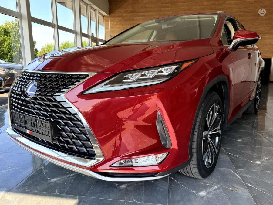Red Lexus RX 450h 2021 in Panevezys, with an engine capacity of 3.50 L and mileage of 44 thousand km for 39900 €, photo 1 on AUTOMOTO.COM.LV