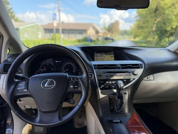 Violet Lexus RX 450h 2010 in Siauliai, with an engine capacity of 3.50 L and mileage of 297 thousand km for 8850 €, photo 9 on AUTOMOTO.COM.LV