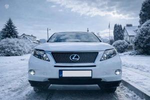 White Lexus RX 450h 2009 in Vilnius, with an engine capacity of 3.50 L and mileage of 320 thousand km for 10500 €, photo 2 on AUTOMOTO.COM.LV