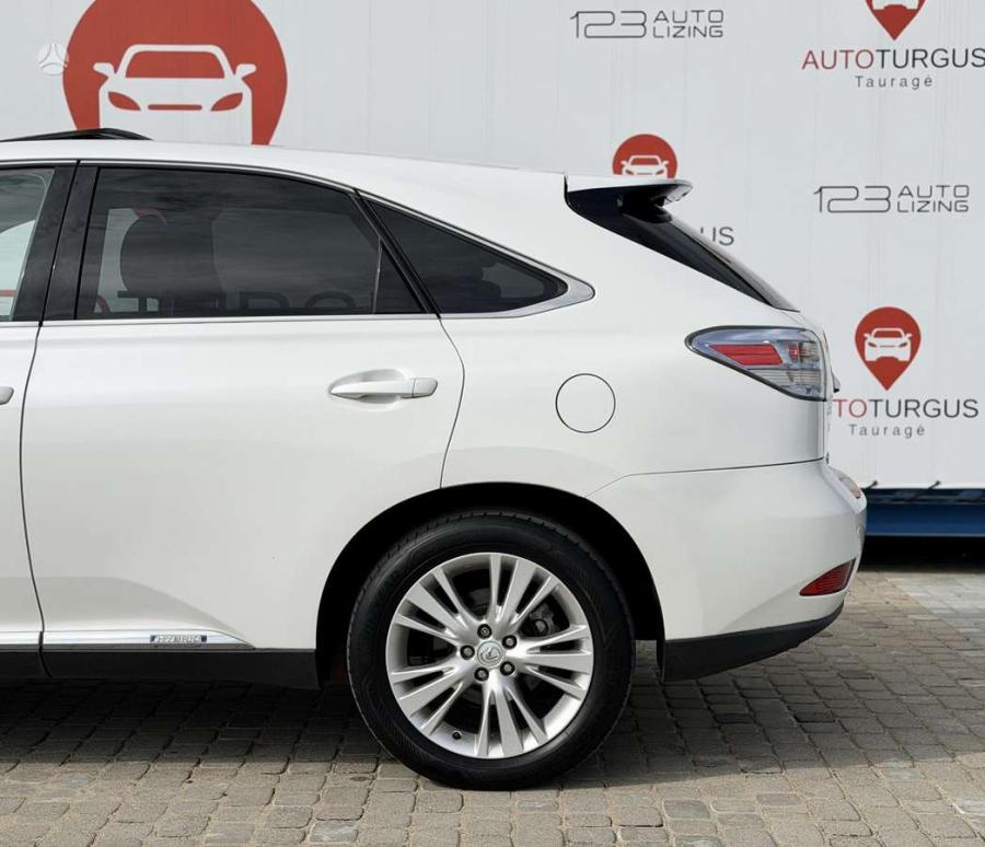 Balts Lexus RX 450h 2009 Tauragė, ar dzinēja tilpumu 3.50 L un nobraukumu 313 tūkst. km par 10400 €, foto 19 vietnē AUTOMOTO.COM.LV
