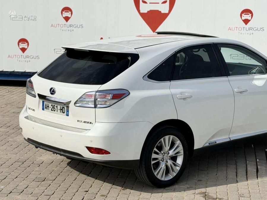 Balts Lexus RX 450h 2009 Tauragė, ar dzinēja tilpumu 3.50 L un nobraukumu 313 tūkst. km par 10400 €, foto 22 vietnē AUTOMOTO.COM.LV