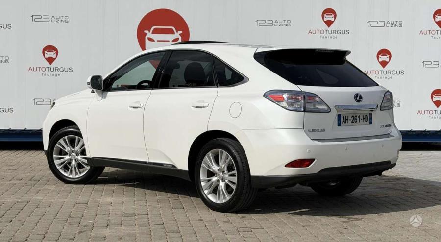 Balts Lexus RX 450h 2009 Tauragė, ar dzinēja tilpumu 3.50 L un nobraukumu 313 tūkst. km par 10400 €, foto 23 vietnē AUTOMOTO.COM.LV