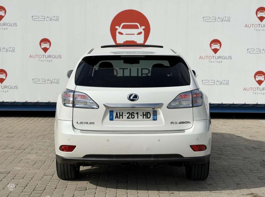 Balts Lexus RX 450h 2009 Tauragė, ar dzinēja tilpumu 3.50 L un nobraukumu 313 tūkst. km par 10400 €, foto 25 vietnē AUTOMOTO.COM.LV