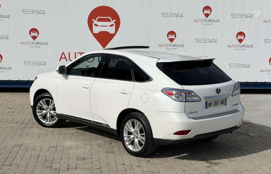 Balts Lexus RX 450h 2009 Tauragė, ar dzinēja tilpumu 3.50 L un nobraukumu 313 tūkst. km par 10400 €, foto 30 vietnē AUTOMOTO.COM.LV