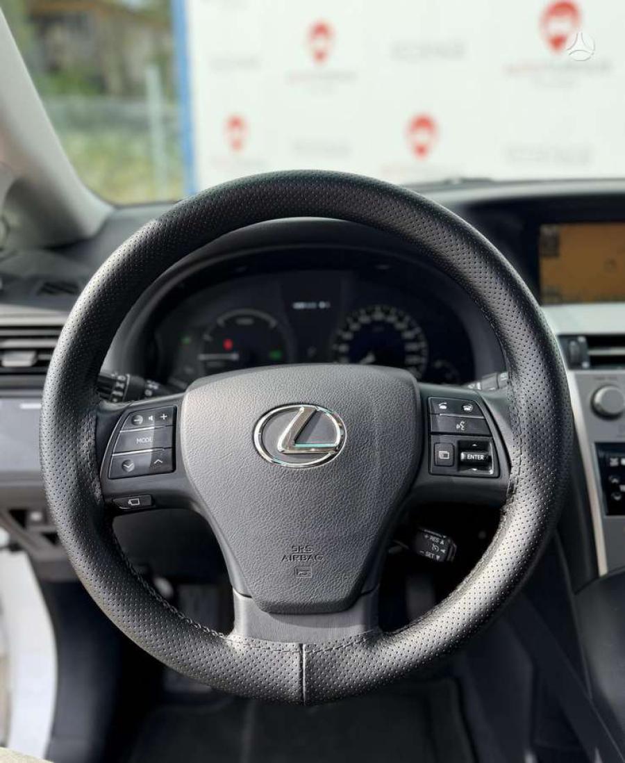 Balts Lexus RX 450h 2009 Tauragė, ar dzinēja tilpumu 3.50 L un nobraukumu 313 tūkst. km par 10400 €, foto 56 vietnē AUTOMOTO.COM.LV