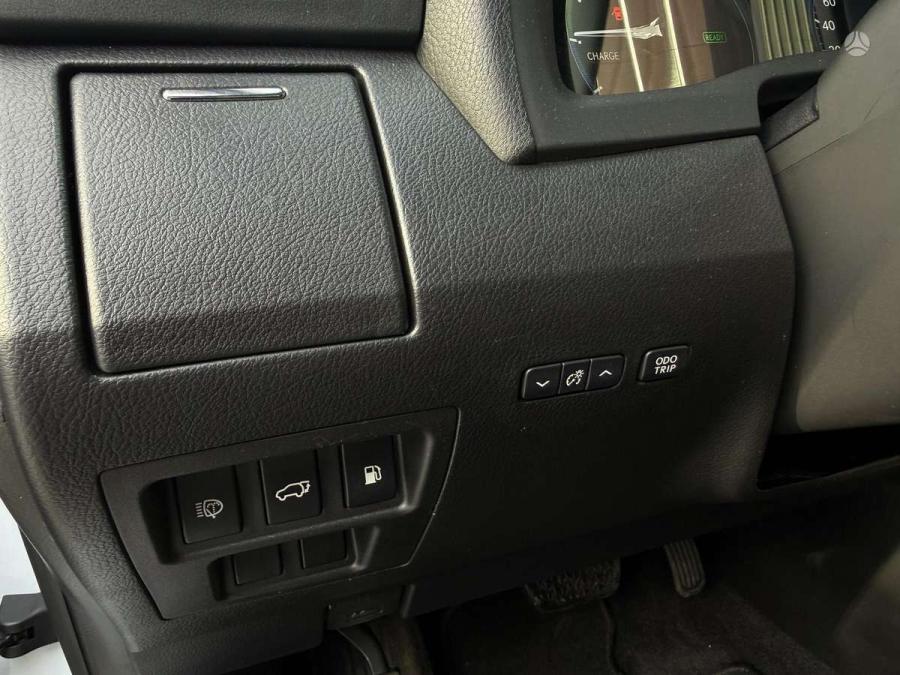 Balts Lexus RX 450h 2009 Kauņa, ar dzinēja tilpumu 3.46 L un nobraukumu 269 tūkst. km par 13200 €, foto 13 vietnē AUTOMOTO.COM.LV