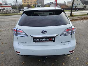White Lexus RX 450h 2010 in Siauliai, with an engine capacity of 3.50 L and mileage of 249 thousand km for 11950 €, photo 9 on AUTOMOTO.COM.LV