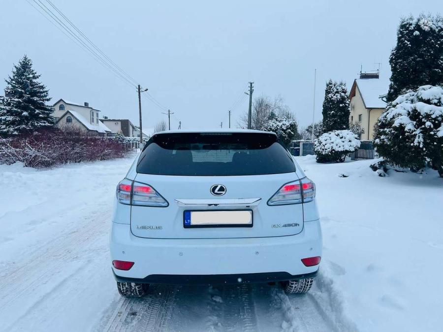 Balts Lexus RX 450h 2010 Viļņa, ar dzinēja tilpumu 3.50 L un nobraukumu 284 tūkst. km par 7600 €, foto 8 vietnē AUTOMOTO.COM.LV