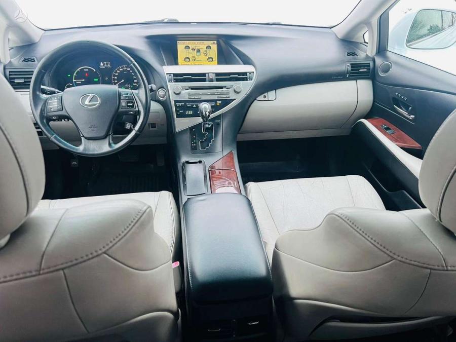 Balts Lexus RX 450h 2010 Viļņa, ar dzinēja tilpumu 3.50 L un nobraukumu 284 tūkst. km par 7600 €, foto 9 vietnē AUTOMOTO.COM.LV