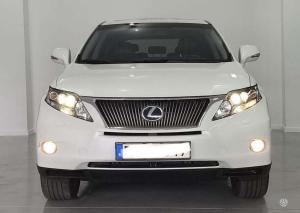 Balts Lexus RX 450h 2010 Viļņa, ar dzinēja tilpumu 3.46 L un nobraukumu 299 tūkst. km par 9650 €, foto 3 vietnē AUTOMOTO.COM.LV