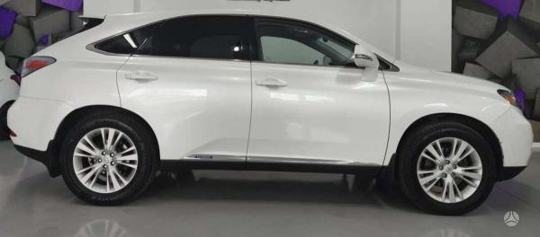 Balts Lexus RX 450h 2010 Viļņa, ar dzinēja tilpumu 3.46 L un nobraukumu 299 tūkst. km par 9650 €, foto 4 vietnē AUTOMOTO.COM.LV
