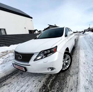 White Lexus RX 450h 2010 in Vilnius, with an engine capacity of 3.50 L and mileage of 220 thousand km for 11900 €, photo  on AUTOMOTO.COM.LV