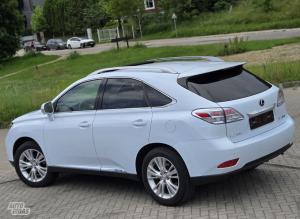 White Lexus RX 450h 2010 in Vilnius, with an engine capacity of 3.50 L and mileage of 232 thousand km for 14500 €, photo 4 on AUTOMOTO.COM.LV