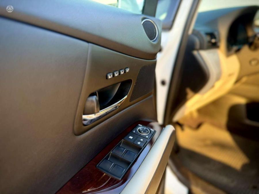 Balts Lexus RX 450h 2010 Viļņa, ar dzinēja tilpumu 3.46 L un nobraukumu 280 tūkst. km par 14000 €, foto 20 vietnē AUTOMOTO.COM.LV