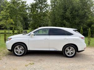 Balts Lexus RX 450h 2010 Šauļi, ar dzinēja tilpumu 3.50 L un nobraukumu 307 tūkst. km par 9400 €, foto 3 vietnē AUTOMOTO.COM.LV