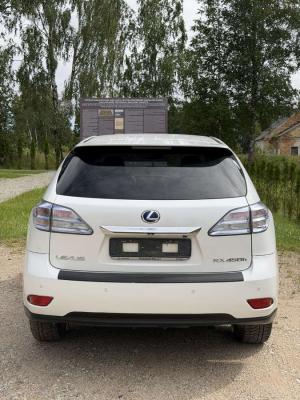 Balts Lexus RX 450h 2010 Šauļi, ar dzinēja tilpumu 3.50 L un nobraukumu 307 tūkst. km par 9400 €, foto 5 vietnē AUTOMOTO.COM.LV