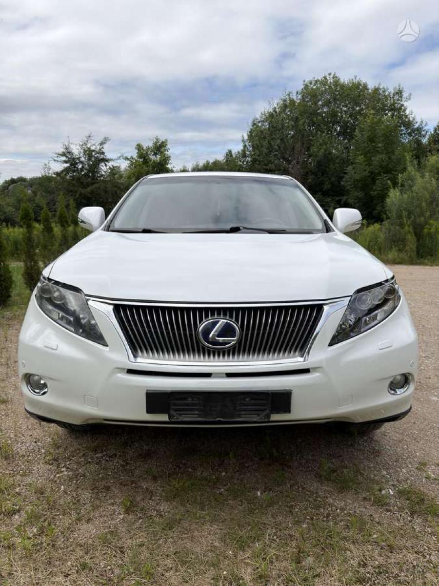Balts Lexus RX 450h 2010 Šauļi, ar dzinēja tilpumu 3.50 L un nobraukumu 307 tūkst. km par 9400 €, foto 9 vietnē AUTOMOTO.COM.LV