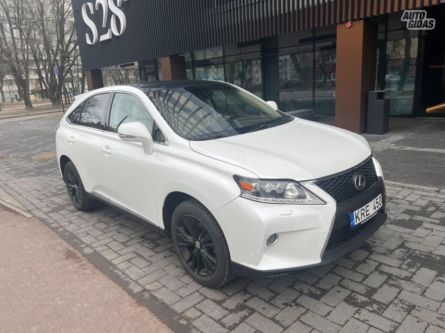 White Lexus RX 450h 2011 in Vilnius, with an engine capacity of 3.50 L and mileage of 244 thousand km for 13900 €, photo 1 on AUTOMOTO.COM.LV