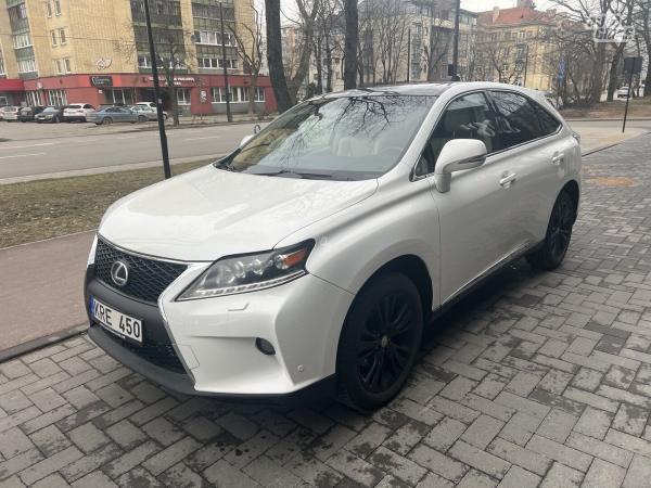 White Lexus RX 450h 2011 in Vilnius, with an engine capacity of 3.50 L and mileage of 244 thousand km for 13900 €, photo 3 on AUTOMOTO.COM.LV
