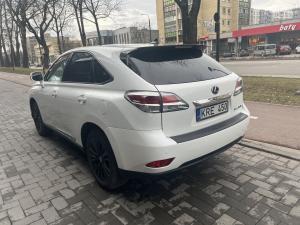 White Lexus RX 450h 2011 in Vilnius, with an engine capacity of 3.50 L and mileage of 244 thousand km for 13900 €, photo 6 on AUTOMOTO.COM.LV