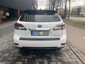 White Lexus RX 450h 2011 in Vilnius, with an engine capacity of 3.50 L and mileage of 244 thousand km for 13900 €, photo 7 on AUTOMOTO.COM.LV