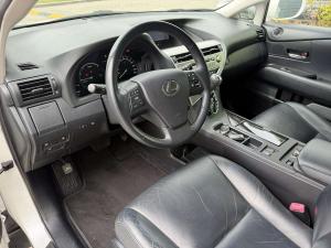 White Lexus RX 450h 2011 in Vilnius, with an engine capacity of 3.46 L and mileage of 100 thousand km for 16999 €, photo 8 on AUTOMOTO.COM.LV