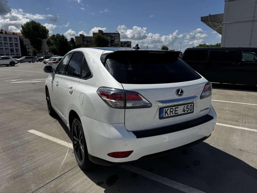 Balts Lexus RX 450h 2011 Viļņa, ar dzinēja tilpumu 3.46 L un nobraukumu 247 tūkst. km par 11999 €, foto 9 vietnē AUTOMOTO.COM.LV
