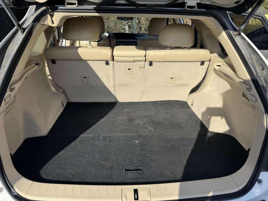 Balts Lexus RX 450h 2011 Viļņa, ar dzinēja tilpumu 3.46 L un nobraukumu 247 tūkst. km par 11999 €, foto 12 vietnē AUTOMOTO.COM.LV