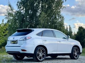Balts Lexus RX 450h 2011 Šauļi, ar dzinēja tilpumu 3.50 L un nobraukumu 289 tūkst. km par 13650 €, foto 5 vietnē AUTOMOTO.COM.LV