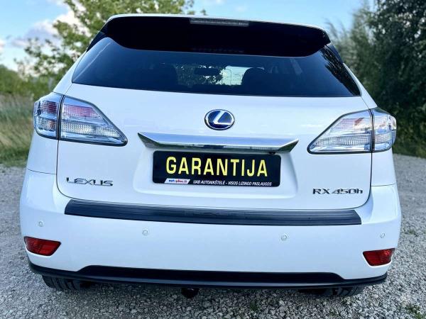 Balts Lexus RX 450h 2011 Šauļi, ar dzinēja tilpumu 3.50 L un nobraukumu 289 tūkst. km par 13650 €, foto 6 vietnē AUTOMOTO.COM.LV