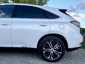 Balts Lexus RX 450h 2011 Šauļi, ar dzinēja tilpumu 3.50 L un nobraukumu 289 tūkst. km par 13650 €, foto 13 vietnē AUTOMOTO.COM.LV
