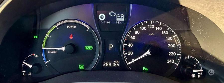 Balts Lexus RX 450h 2011 Šauļi, ar dzinēja tilpumu 3.50 L un nobraukumu 289 tūkst. km par 13650 €, foto 43 vietnē AUTOMOTO.COM.LV