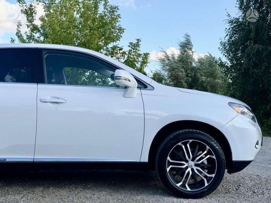 Balts Lexus RX 450h 2011 Šauļi, ar dzinēja tilpumu 3.50 L un nobraukumu 289 tūkst. km par 13650 €, foto 11 vietnē AUTOMOTO.COM.LV