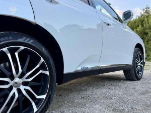 Balts Lexus RX 450h 2011 Šauļi, ar dzinēja tilpumu 3.50 L un nobraukumu 289 tūkst. km par 13650 €, foto 23 vietnē AUTOMOTO.COM.LV