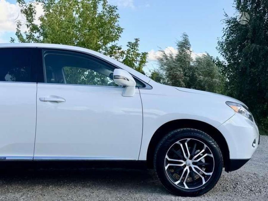 Balts Lexus RX 450h 2011 Šauļi, ar dzinēja tilpumu 3.50 L un nobraukumu 289 tūkst. km par 13650 €, foto 11 vietnē AUTOMOTO.COM.LV