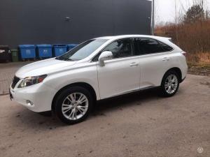 White Lexus RX 450h 2012 in Alytus, with an engine capacity of 3.46 L and mileage of 365 thousand km for 10700 €, photo 5 on AUTOMOTO.COM.LV