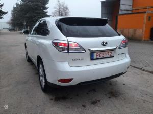 White Lexus RX 450h 2012 in Alytus, with an engine capacity of 3.46 L and mileage of 365 thousand km for 10700 €, photo 8 on AUTOMOTO.COM.LV